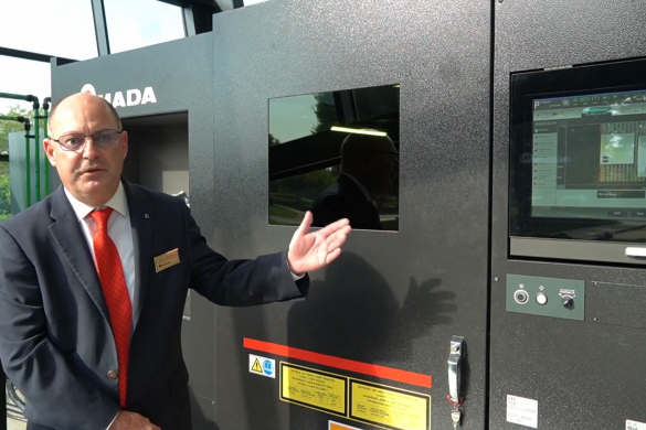 Under the Hood: the Salvagnini P2 panel bender