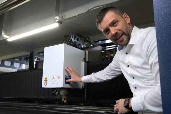 Under the Hood: the Salvagnini P2 panel bender